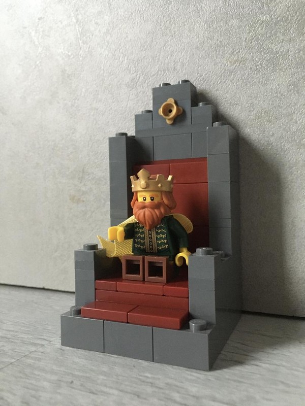 LEGO MOC Throne by Gkschd | Rebrickable - Build with LEGO
