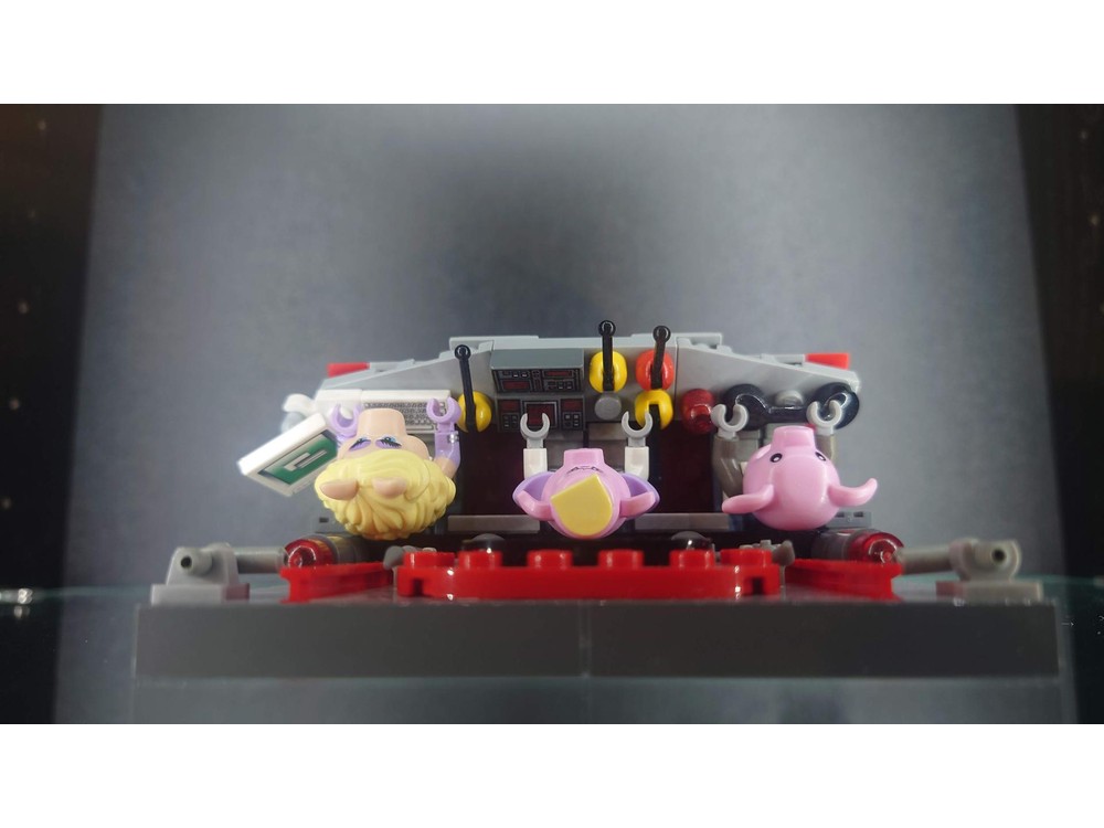 LEGO MOC Pigs in Space - A Muppet Theatre Scene by mstrutt ...