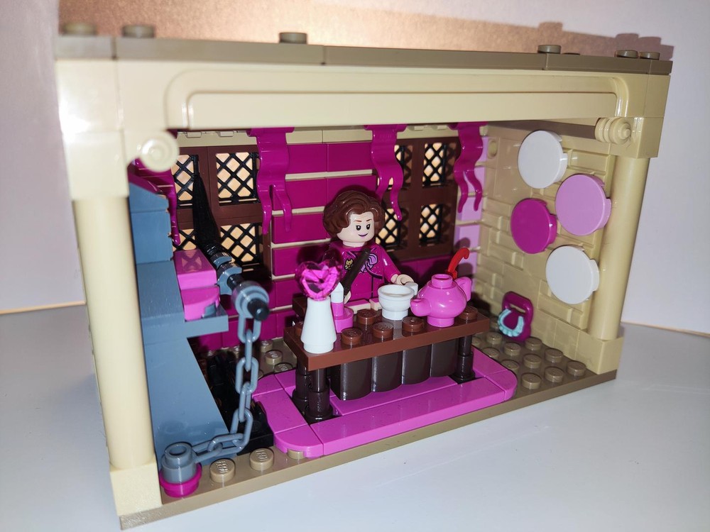 LEGO MOC HP Modular - Umbridges Office by Pandabrickable | Rebrickable ...