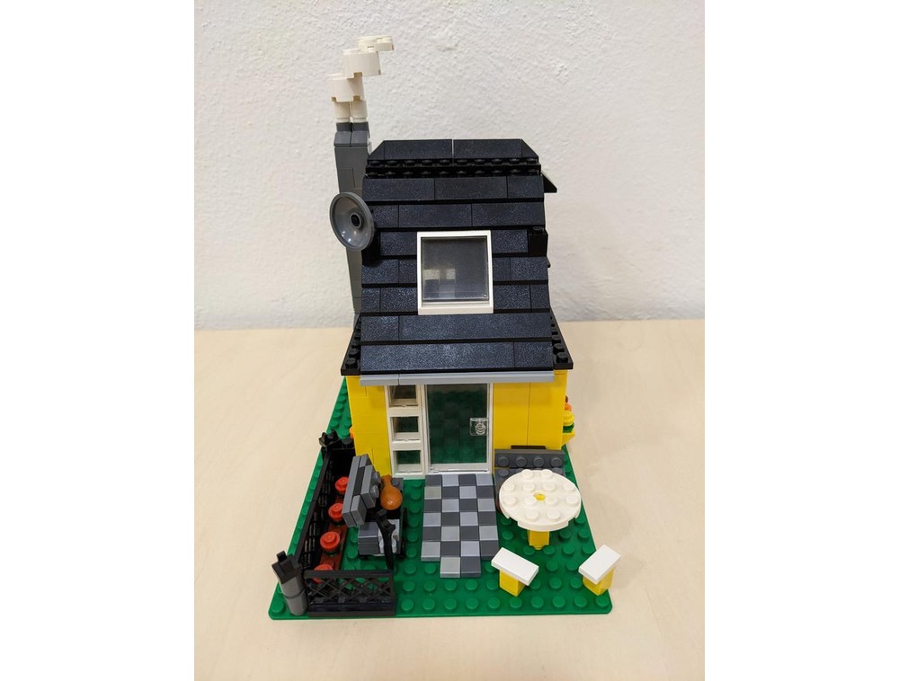 Lego Moc Yellow House By Halapli Rebrickable Build With Lego