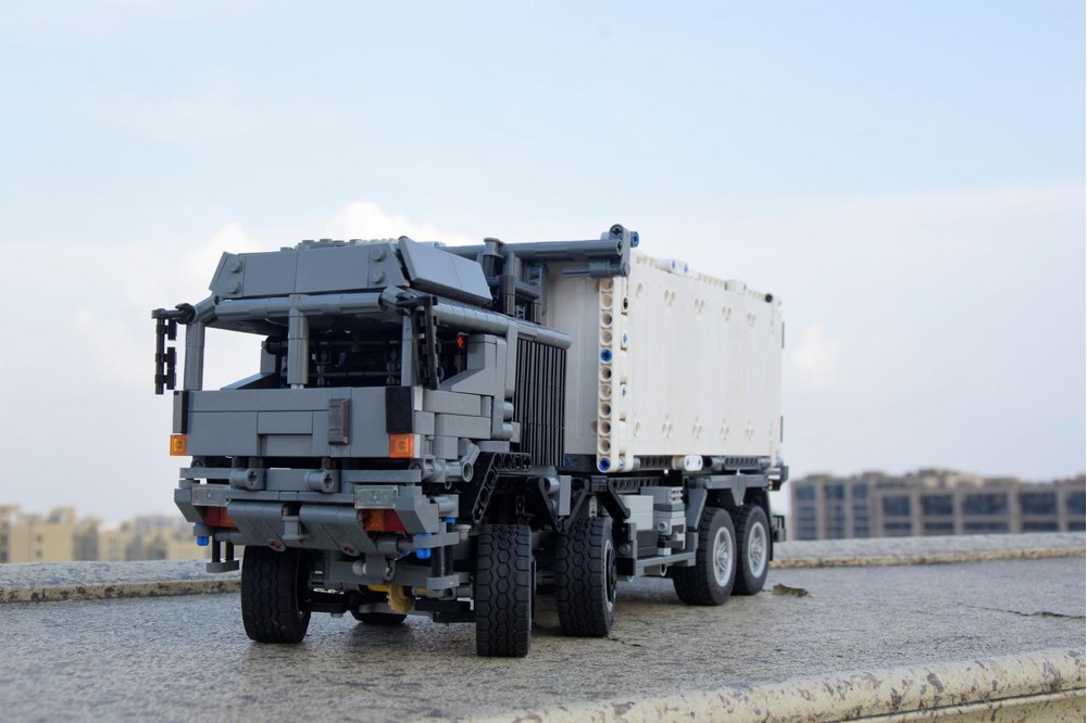 LEGO MOC RHEINMETALL HX 8x8 truck by bisaizhong2001 | Rebrickable ...