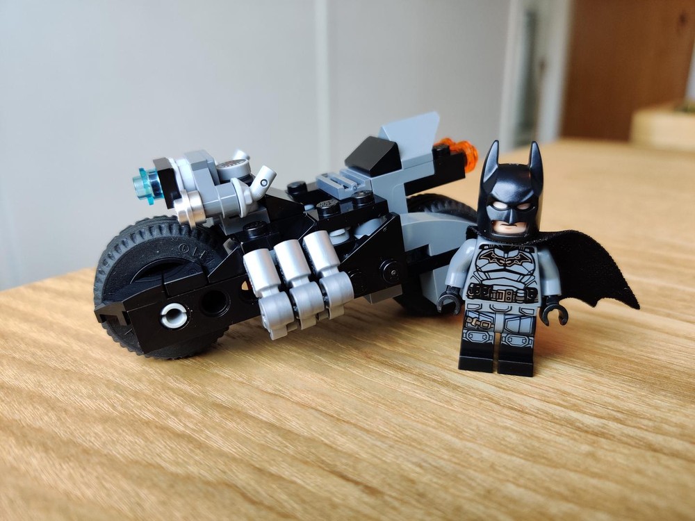 LEGO MOC Batcycle by tga-tt-gamer | Rebrickable - Build with LEGO