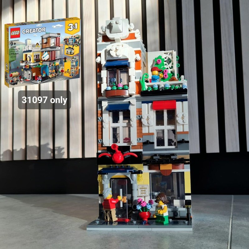 LEGO MOC Running Turkey Restaurant and Toy Shop - modular 31097 ...