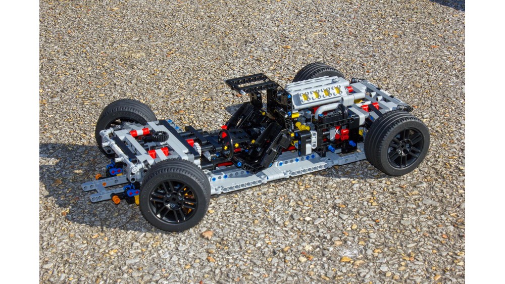 LEGO MOC Supercar Chassis by Gavabino | Rebrickable - Build with LEGO