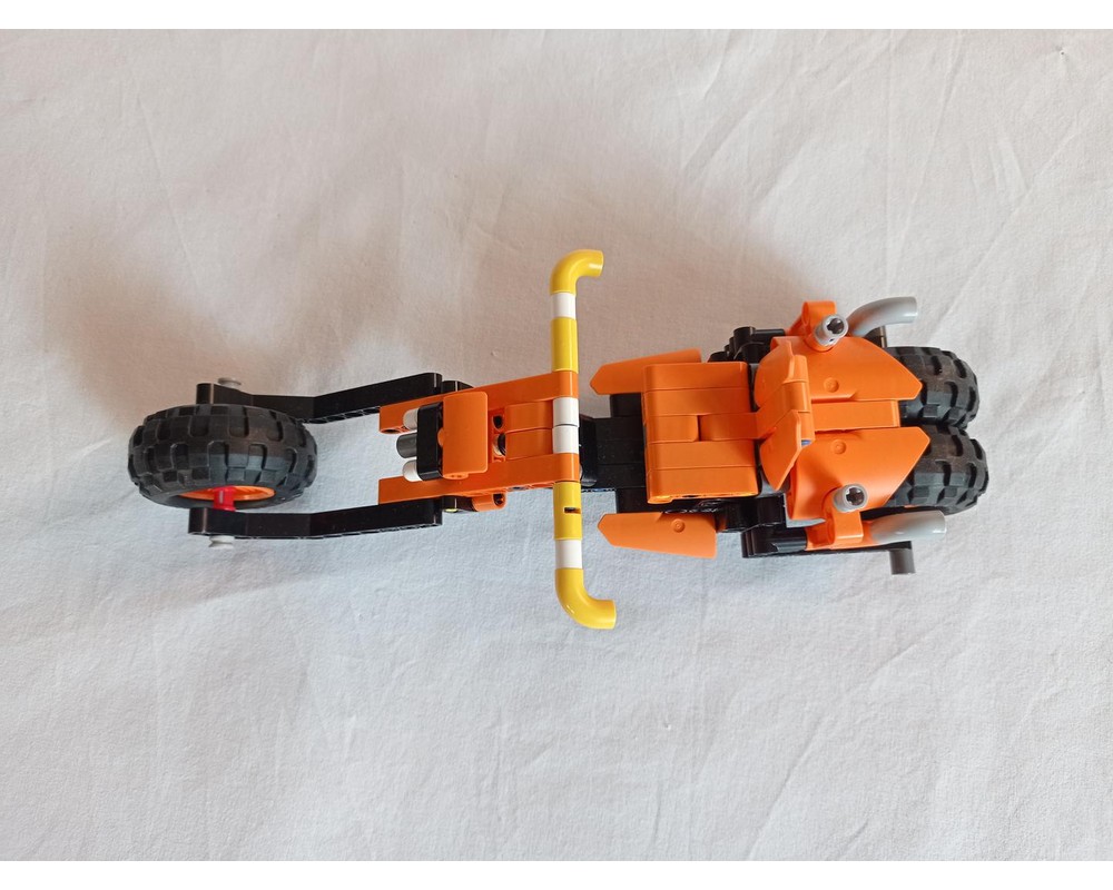 LEGO MOC Orange Chopper 42135 Alternative by ErikGS | Rebrickable ...