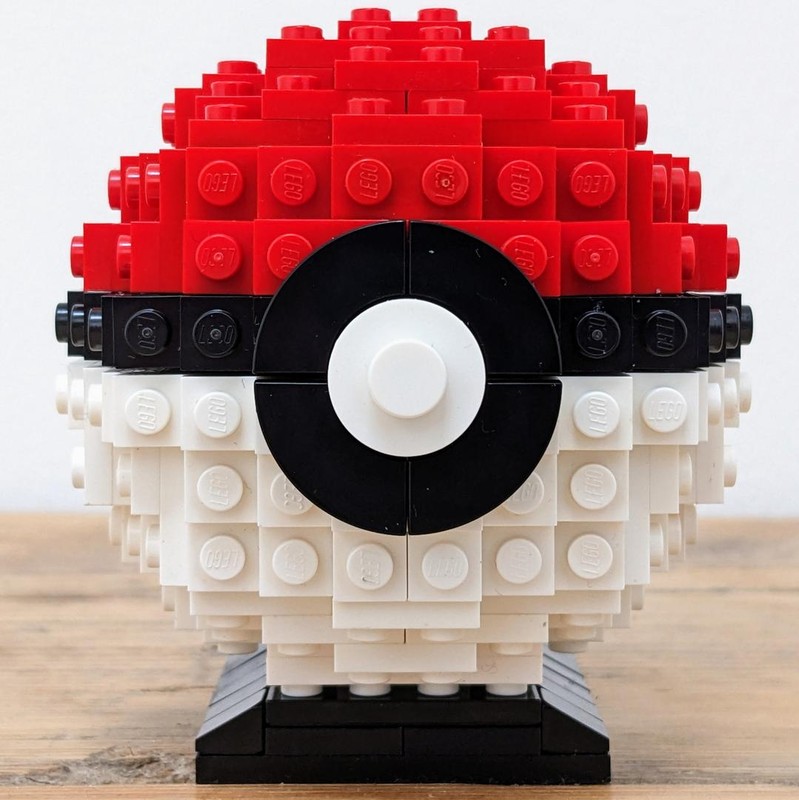LEGO MOC Poké Ball by glenn_tanner55 | Rebrickable - Build with LEGO