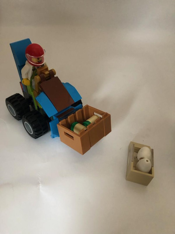 LEGO MOC 60344 Forklifter and Hen House by FunkyDonut | Rebrickable ...