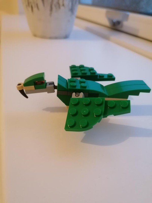 LEGO MOC Parrot by Laurbababaur | Rebrickable - Build with LEGO