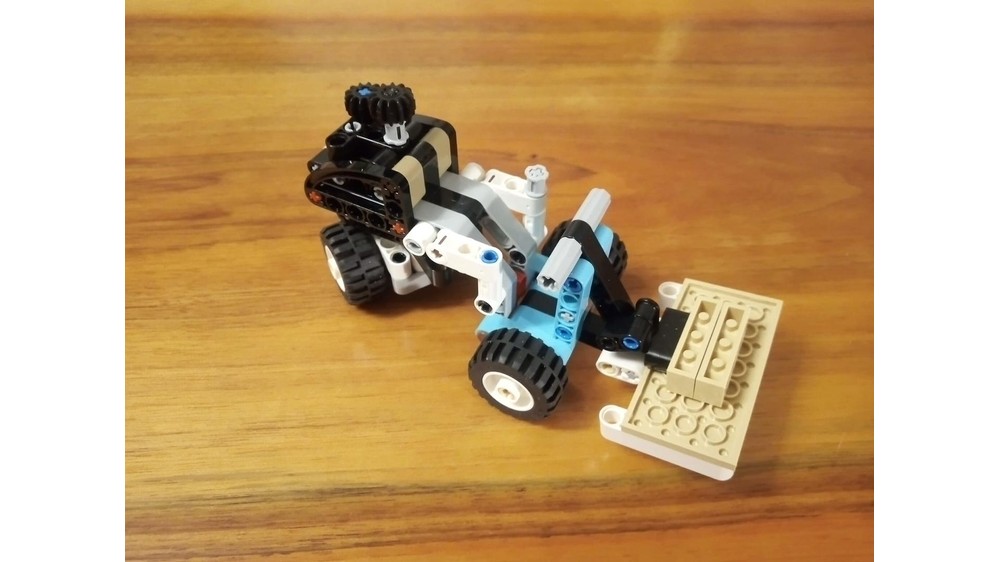 LEGO MOC 42133 Zero-turn Ride-on Lawn Mower by Larsagri | Rebrickable ...