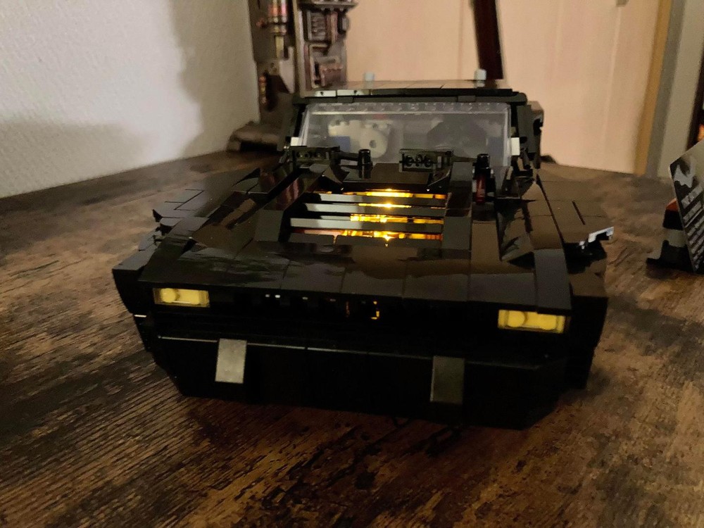 LEGO MOC Vengeance Batmobile 2022 Robert Pattinson by CreationCaravan ...