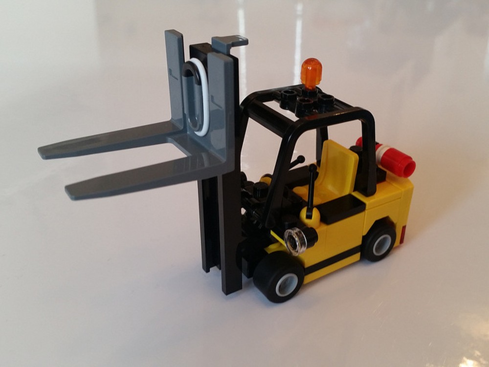 LEGO MOC Forklift by Dorino | Rebrickable - Build with LEGO