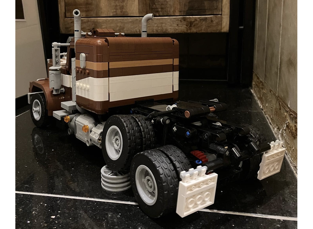 LEGO MOC Peterbilt 359 Semi Truck by Mani91 | Rebrickable - Build with LEGO