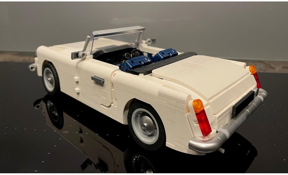 LEGO MOC MG B Roadster White with blue interior by Tangram ...