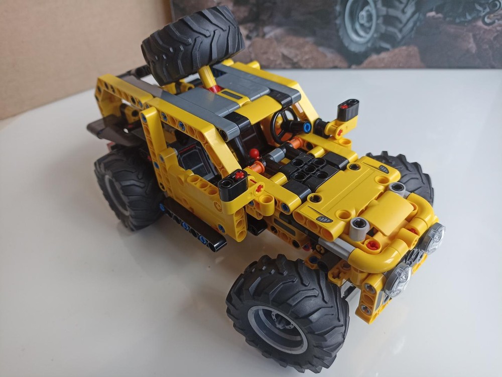 LEGO MOC-138531 Racing Ford Bronco by tvrlegos | Rebrickable - Build ...