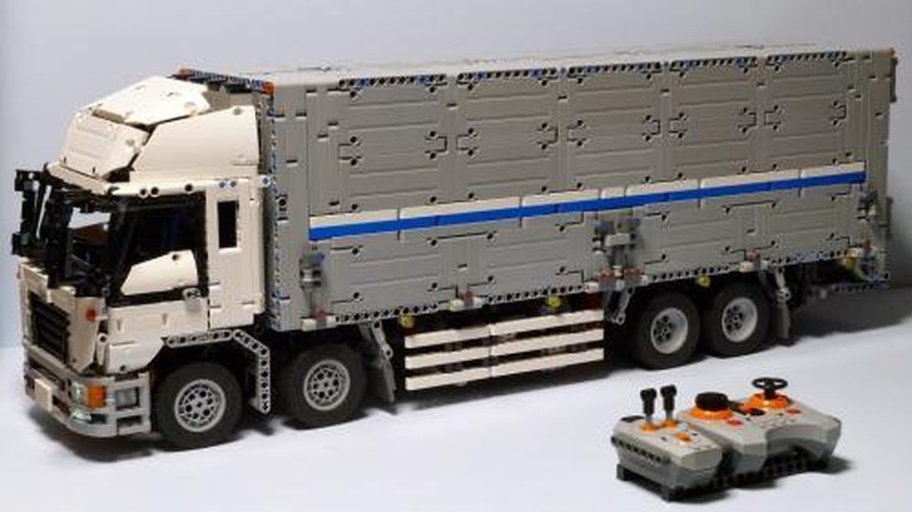 LEGO MOC Wing Body Truck by Madoca1977 | Rebrickable - Build with LEGO