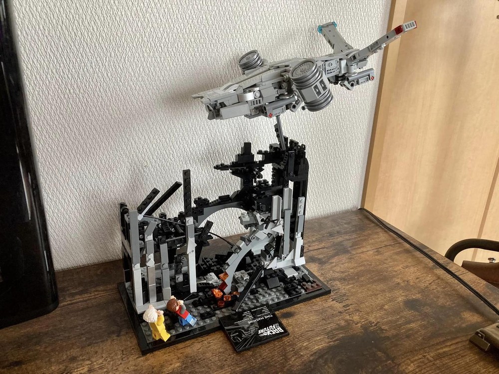 LEGO MOC Terminator 2 Hunter Killer Battlefield by CreationCaravan ...