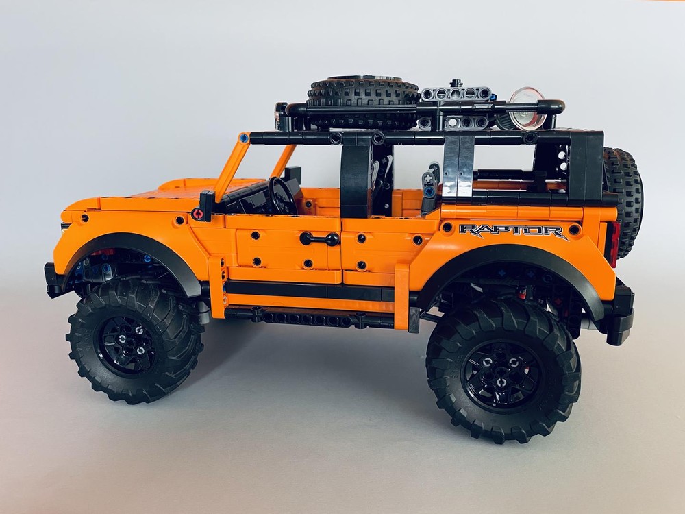 LEGO MOC Ford Bronco RC (42126 + 42129 dual alternate) by gyenesvi ...