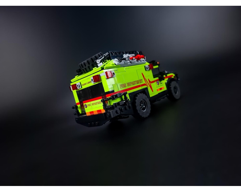 LEGO MOC Hummer H2 Ratchet by SFH_Bricks | Rebrickable - Build with LEGO