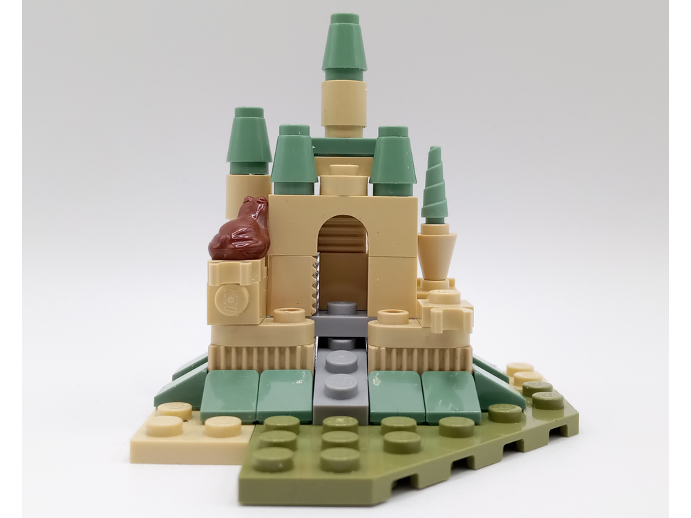 Lego Moc 30435 Micro King Leos Castle By Dafeld Rebrickable Build