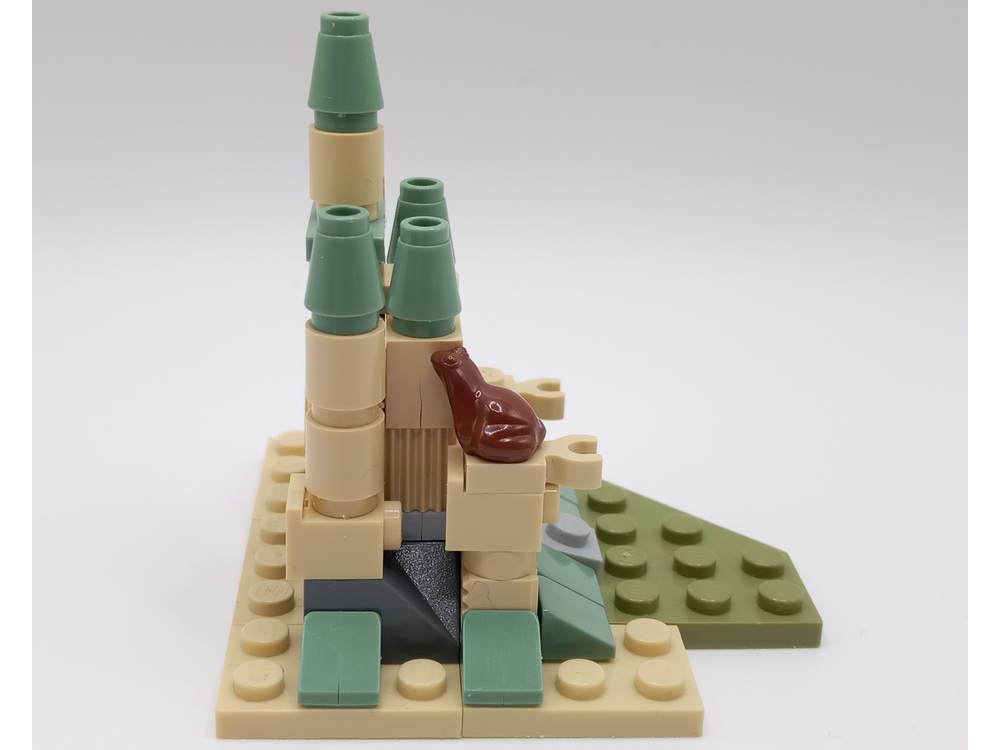 LEGO MOC 30435 Micro King Leo's Castle by Dafeld | Rebrickable - Build ...