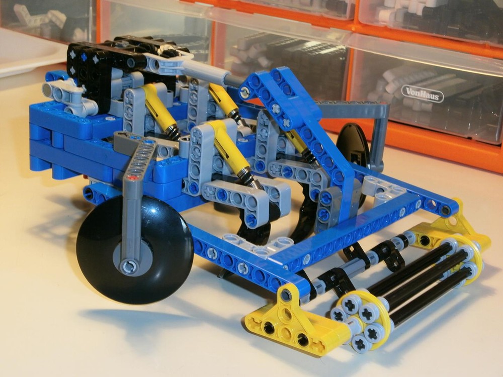 LEGO MOC Actisol for Claas Xerion by François | Rebrickable - Build ...