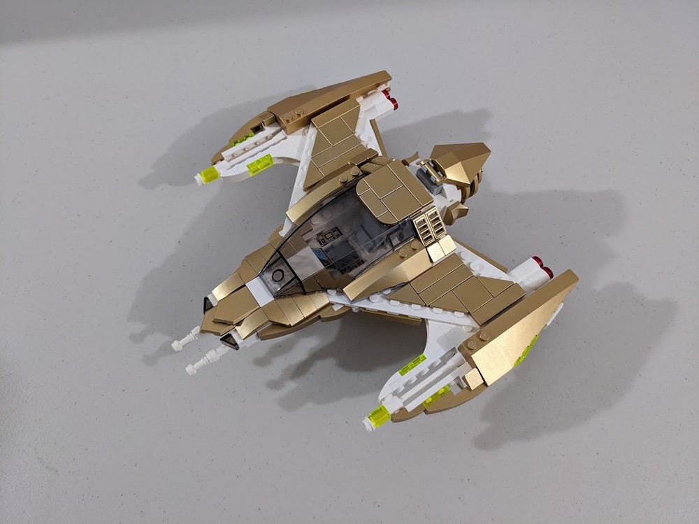 LEGO MOC Golden Guardian by Dethark75 | Rebrickable - Build with LEGO