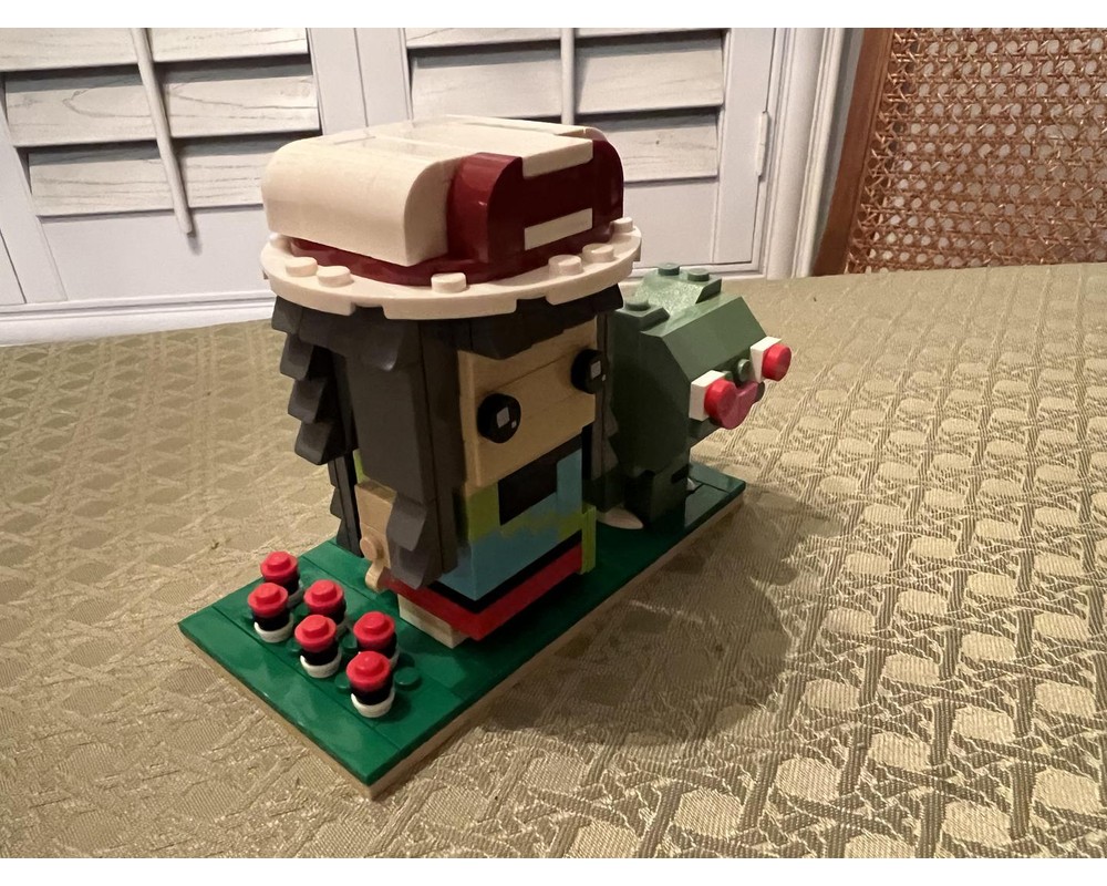 LEGO MOC Trainer Leaf and Bulbasaur by TheOGOddLlama | Rebrickable ...