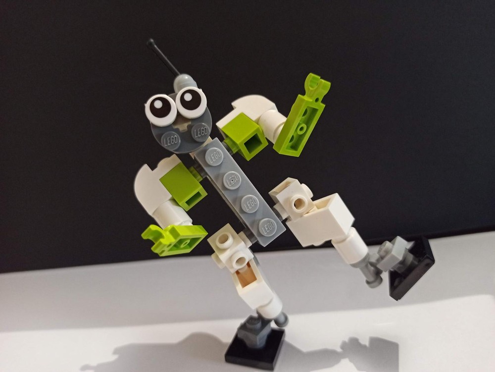 LEGO MOC skinny little robot by marcolachina | Rebrickable - Build with ...