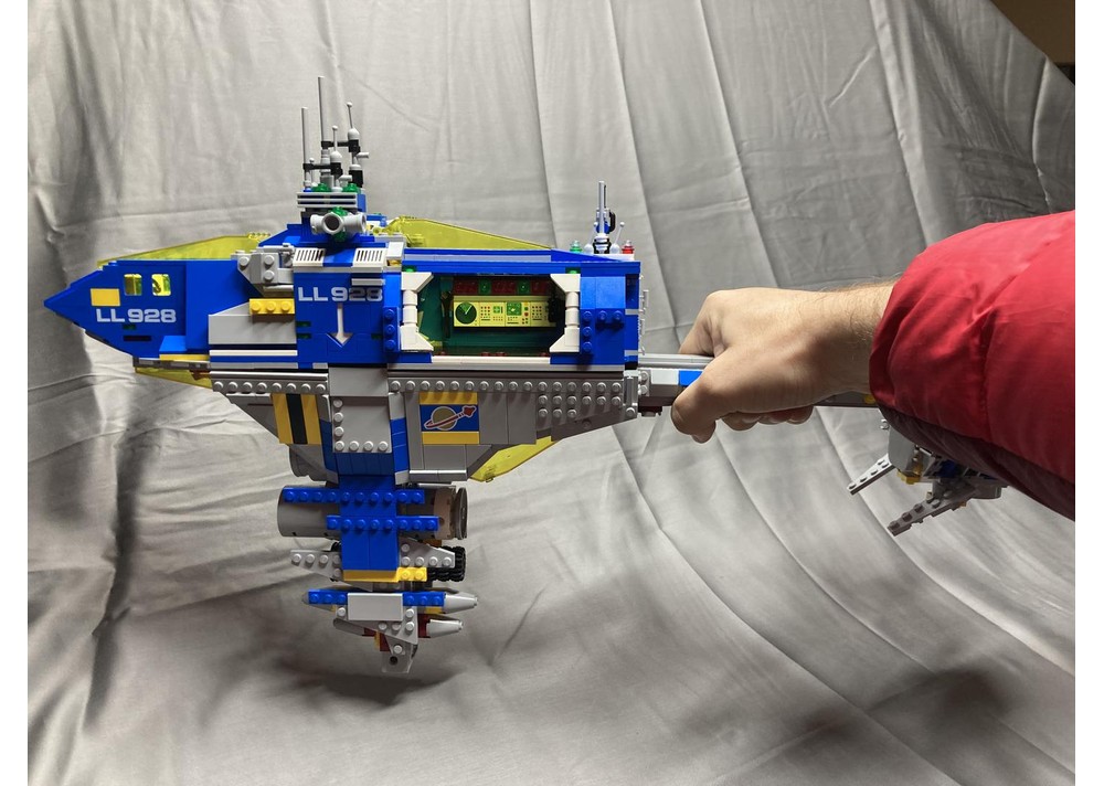 Lego Moc Classic Space Nebulon B Frigate By Thebrickshipyard