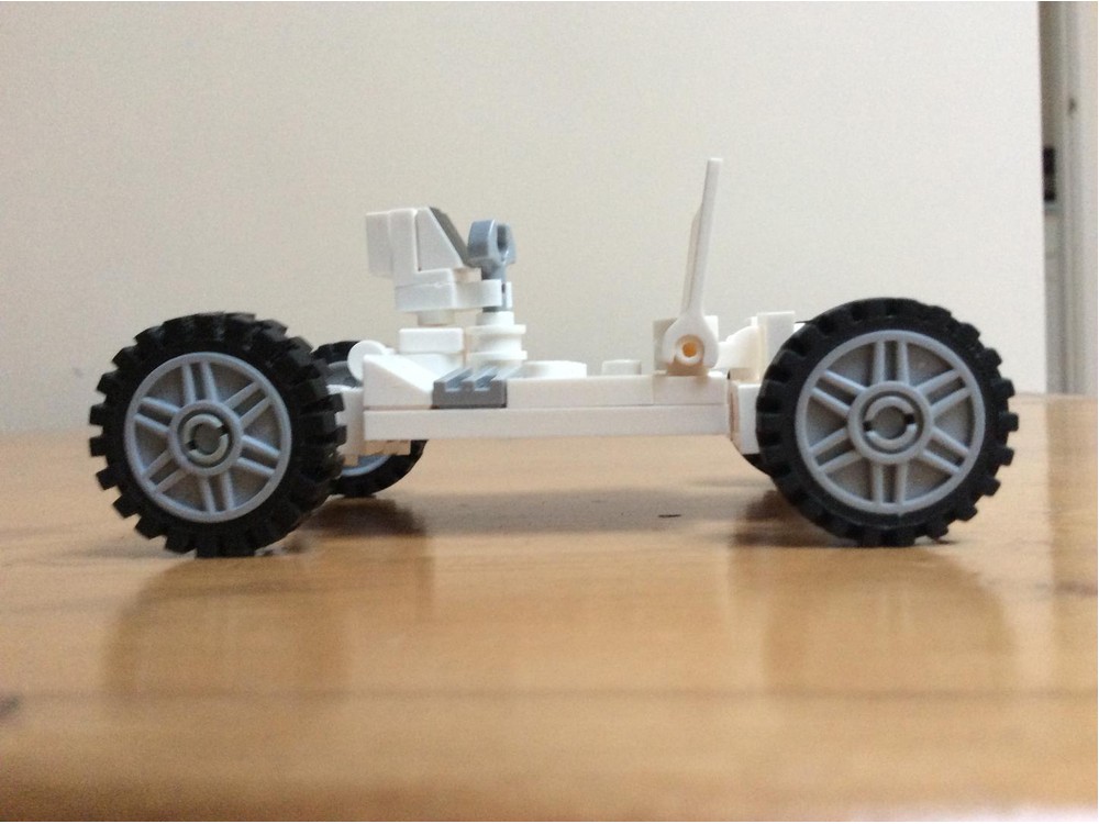 LEGO MOC Lunar Roving Vehicle by iscatrebor | Rebrickable - Build with LEGO