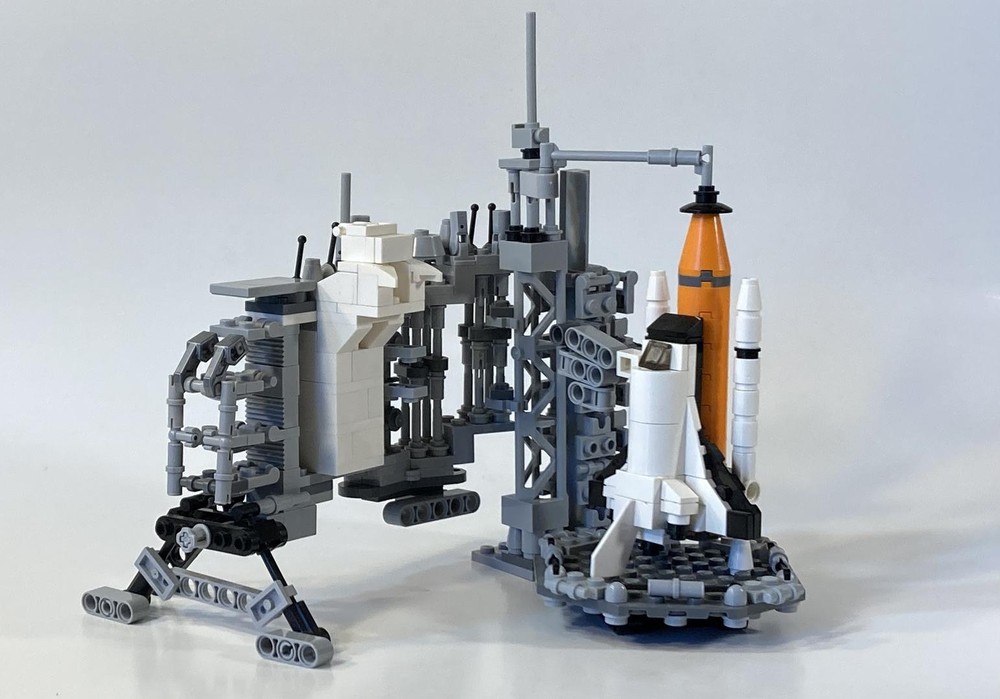 LEGO MOC Launch Complex 39b desk display by BAM Mocs | Rebrickable ...