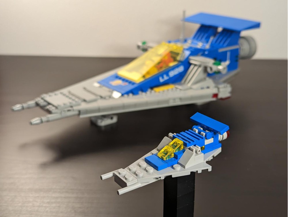 Lego Moc Micro Space Cruiser By Hikaru755 Rebrickable Build With Lego