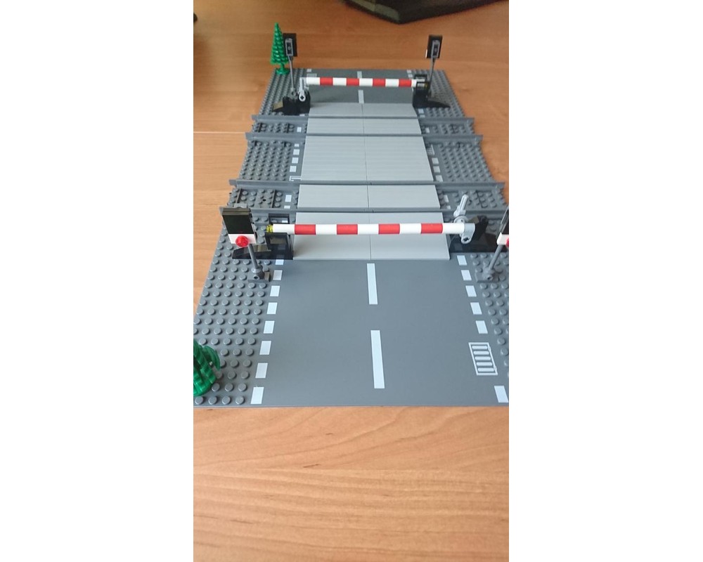 LEGO MOC Train Level Crossing - Double track by Gemiini | Rebrickable ...