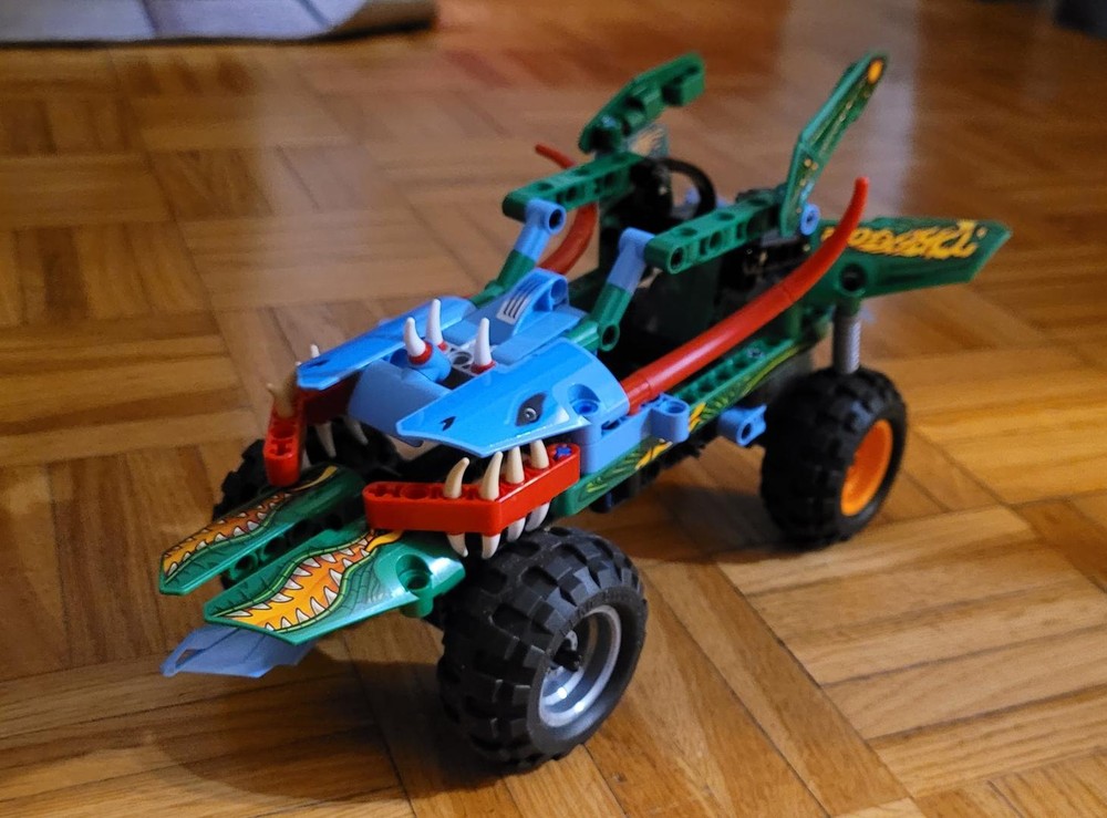 LEGO MOC Double pull back monster by chesti | Rebrickable - Build with LEGO