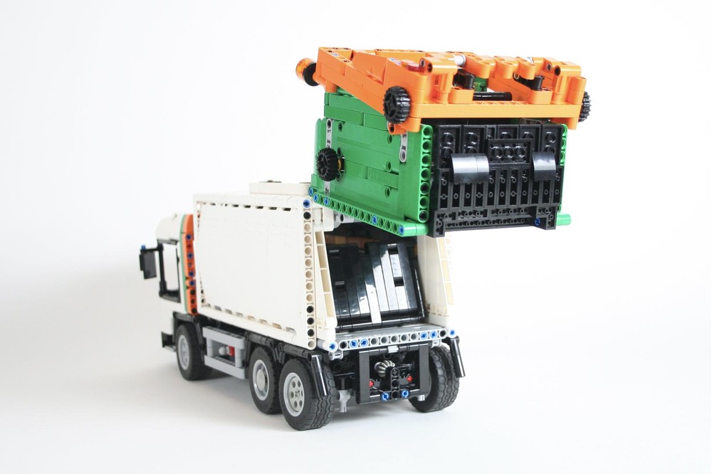 LEGO MOC Hybrid Garbage Truck by thirdwigg | Rebrickable - Build with LEGO