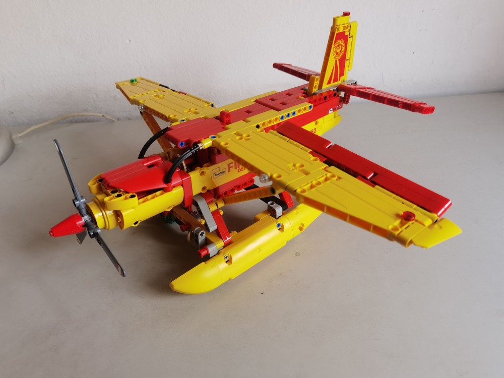 LEGO MOC 42152 seaplane by nofans2 | Rebrickable - Build with LEGO