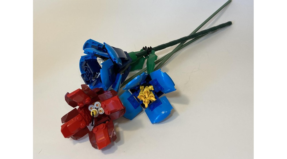 Lego Moc Red Poppy By Bam Mocs Rebrickable Build With Lego