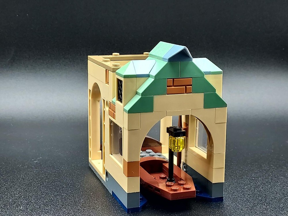 LEGO MOC Hogwarts Boathouse by TrevorToad | Rebrickable - Build with LEGO