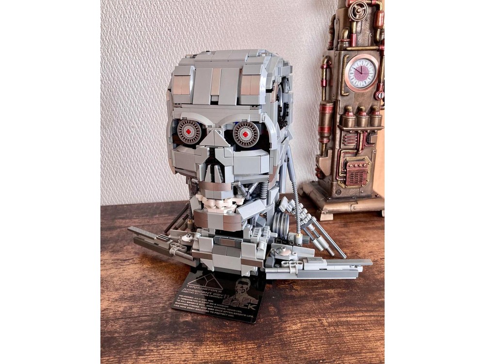LEGO MOC Terminator 2 T-800 Endoskeleton by CreationCaravan (Brad ...