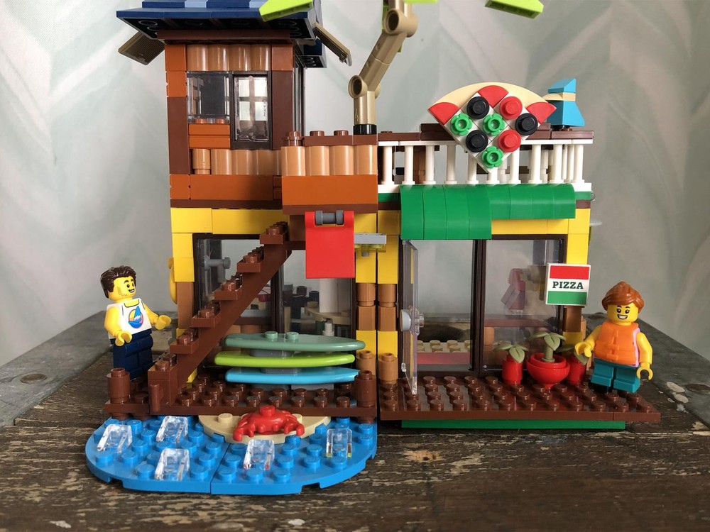 LEGO MOC Boardwalk Pizza by phoester | Rebrickable - Build with LEGO