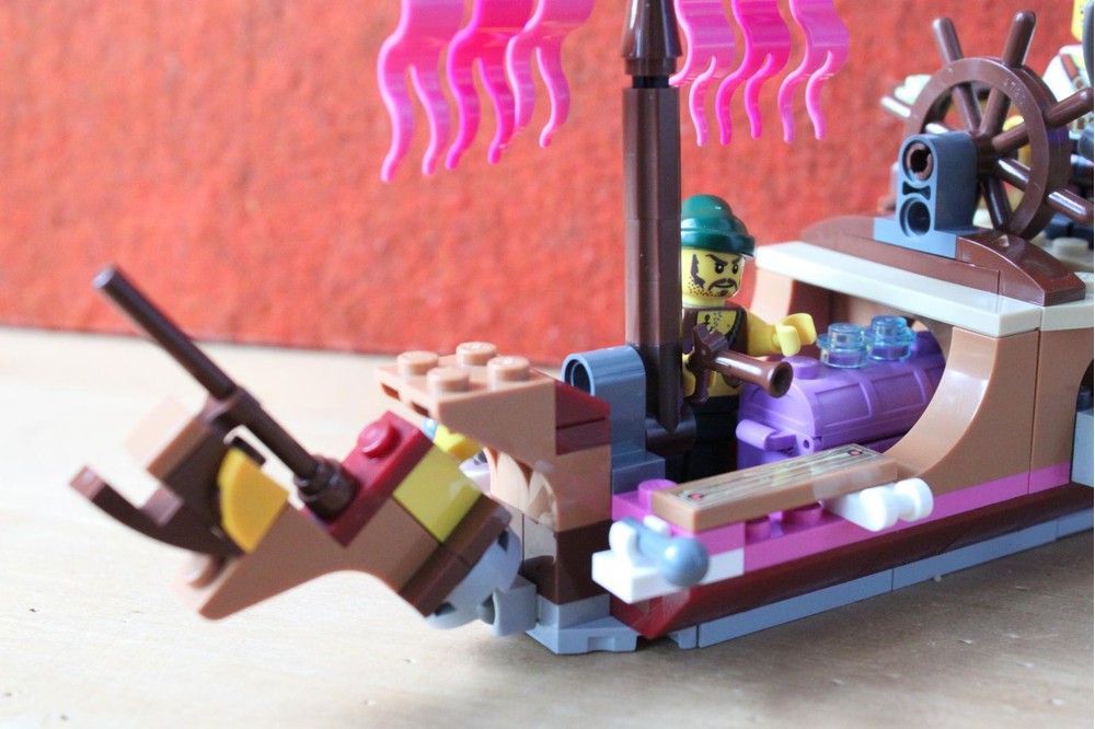 LEGO MOC 41378 Small Cannon Pirate Ship by Mandarini | Rebrickable ...