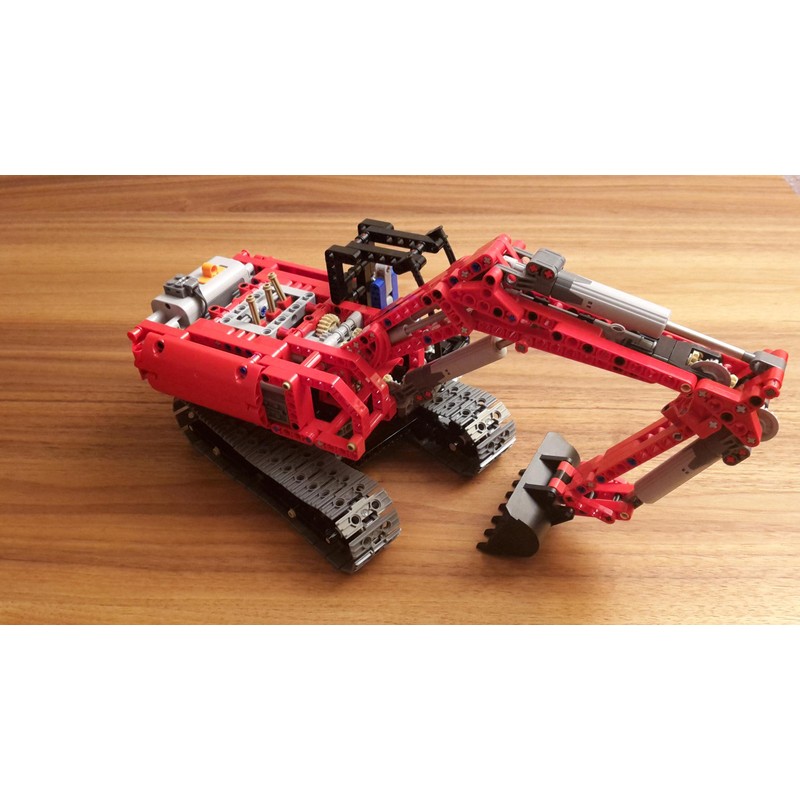 LEGO MOC Red Excavator by jb70 | Rebrickable - Build with LEGO