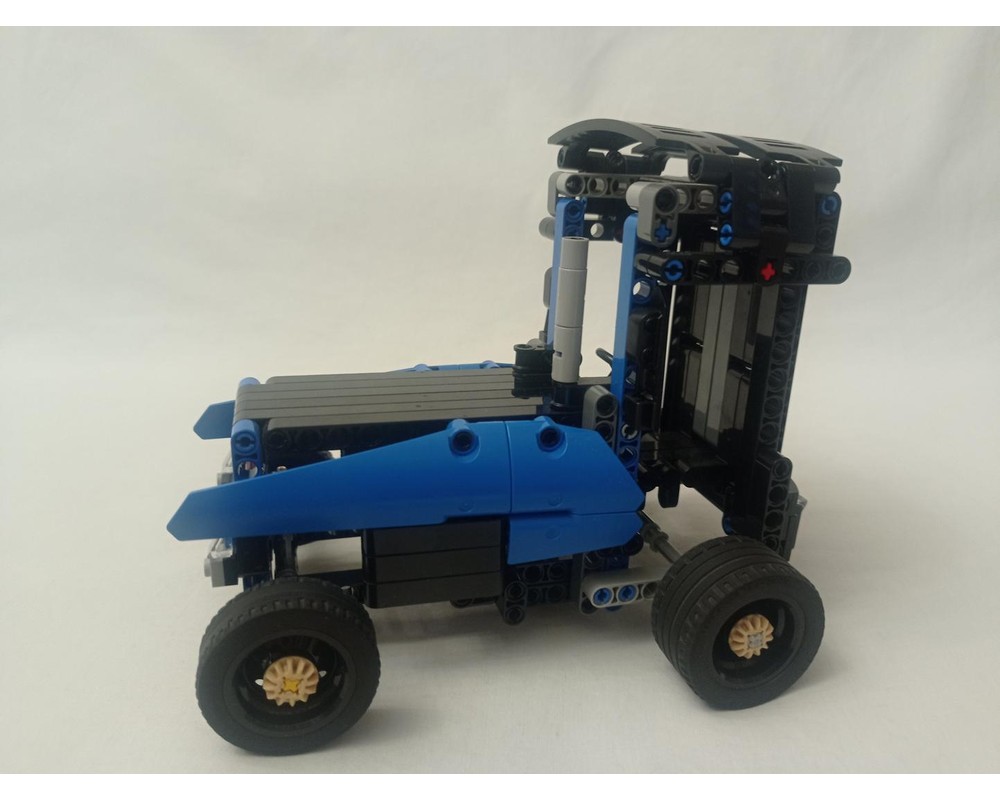 Lego Moc Tractor 42123 Alternative By Alexgam Rebrickable Build