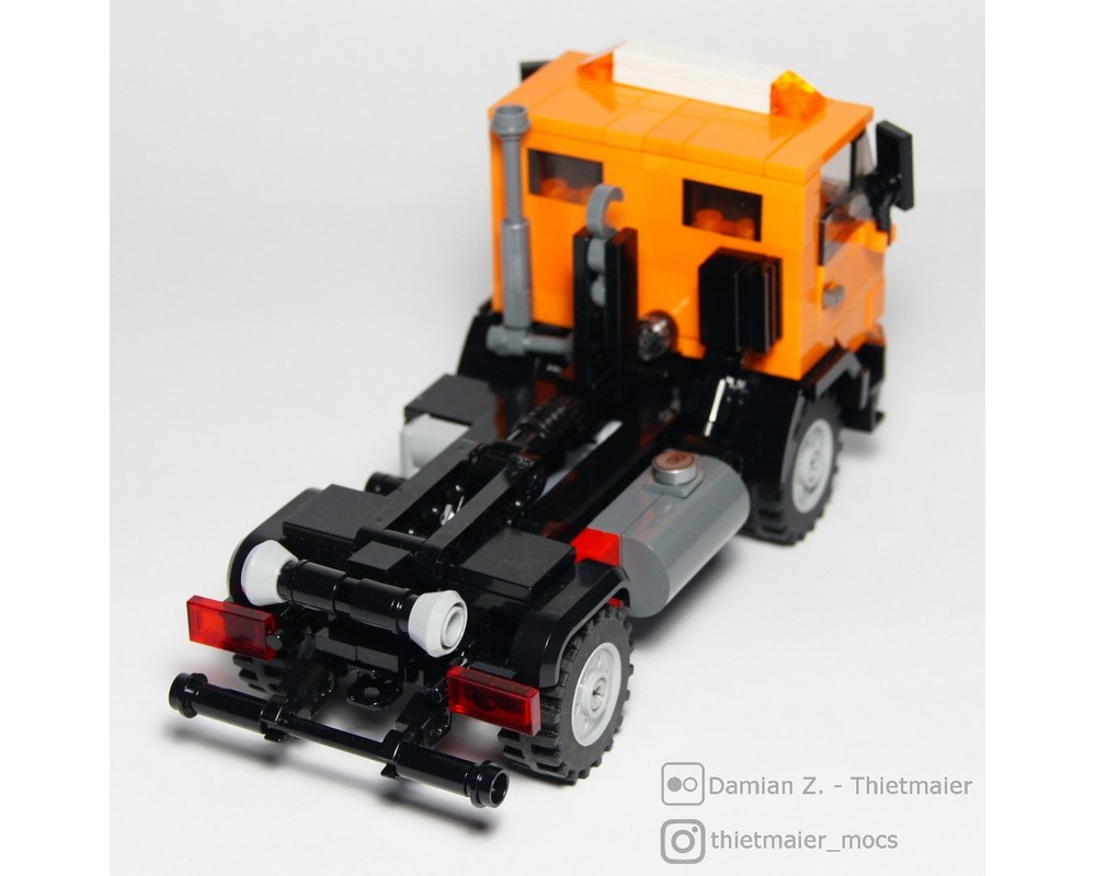 Lego Moc Man Le 4x4 Hooklift Truck By Thietmaiermocs Rebrickable