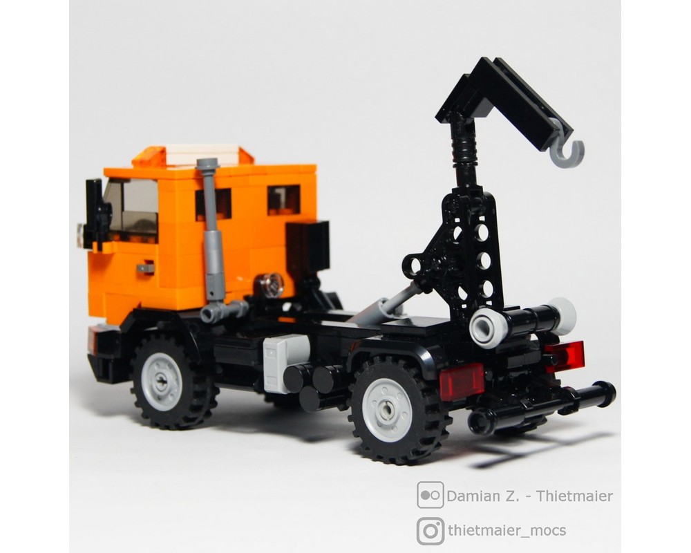 Lego Moc Man Le 4x4 Hooklift Truck By Thietmaiermocs Rebrickable