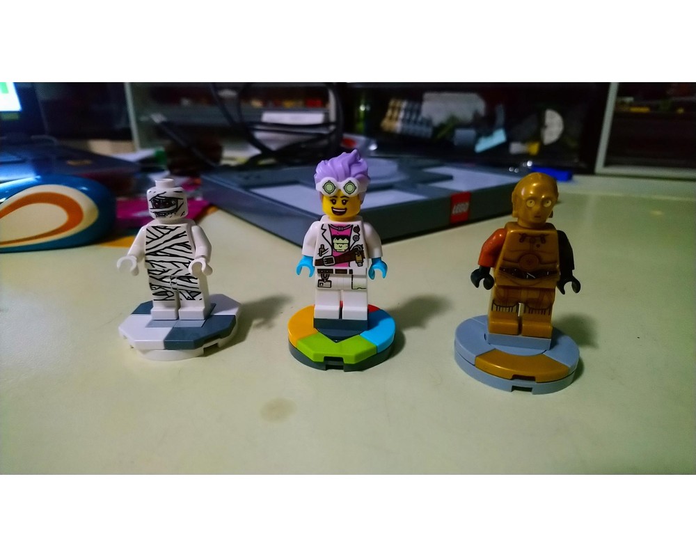 LEGO MOC Dimensions Style Minifig Base by Darkchylde | Rebrickable ...