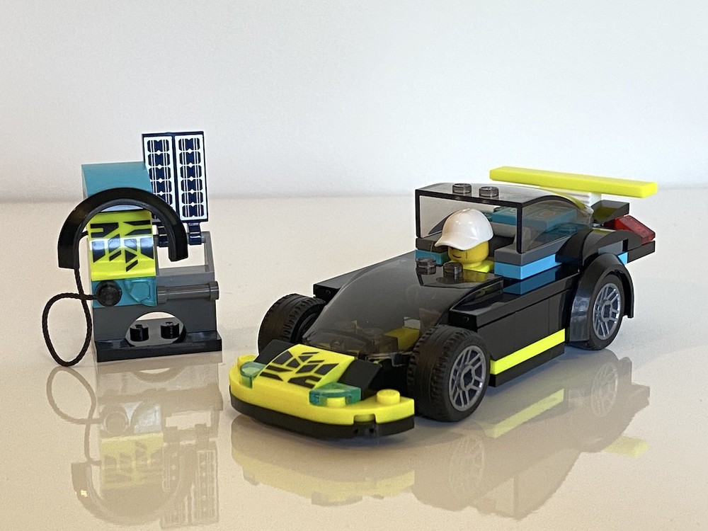 LEGO MOC 60383 SplitForm by Stroked_not_Dead. | Rebrickable - Build ...
