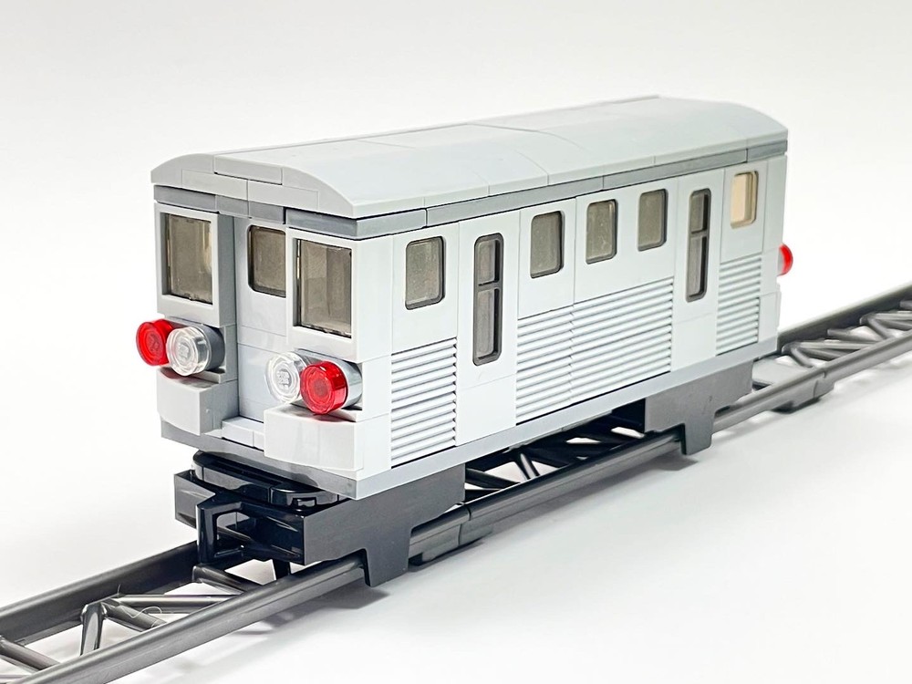 LEGO MOC NYC-style Subway Car by iron_foot | Rebrickable - Build with LEGO