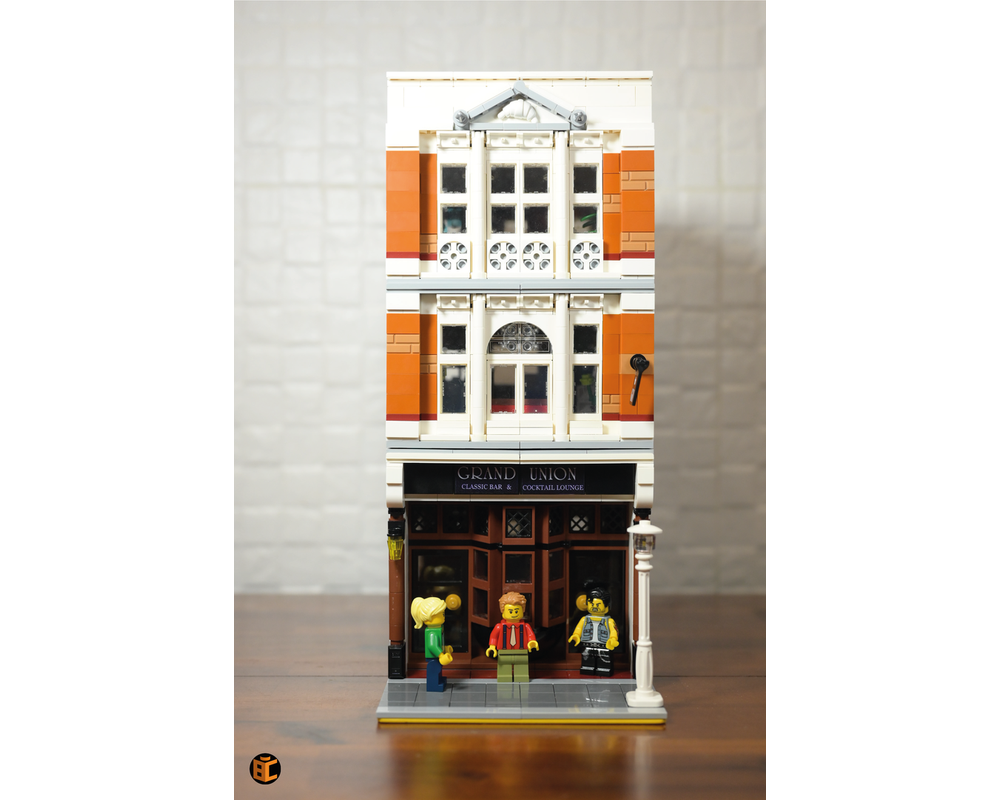 LEGO MOC Grand Union Bar & Lounge by BRICKCORNER | Rebrickable - Build ...