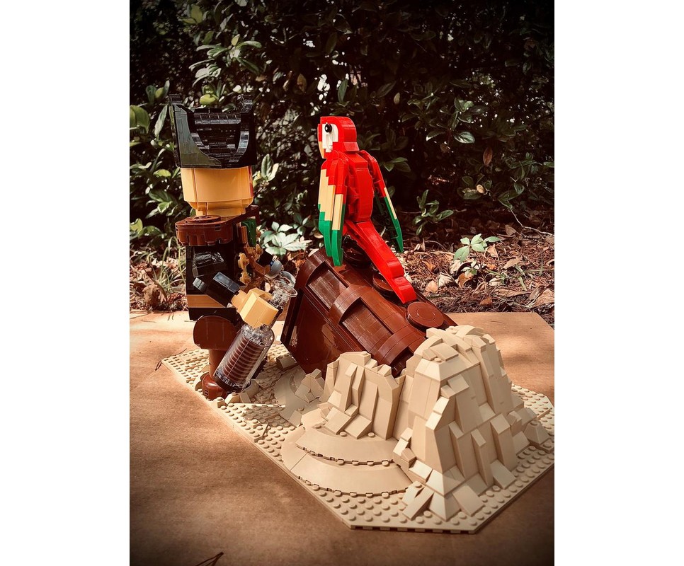 LEGO MOC Redbeard's Treasure Chest & More by Dwelve | Rebrickable ...